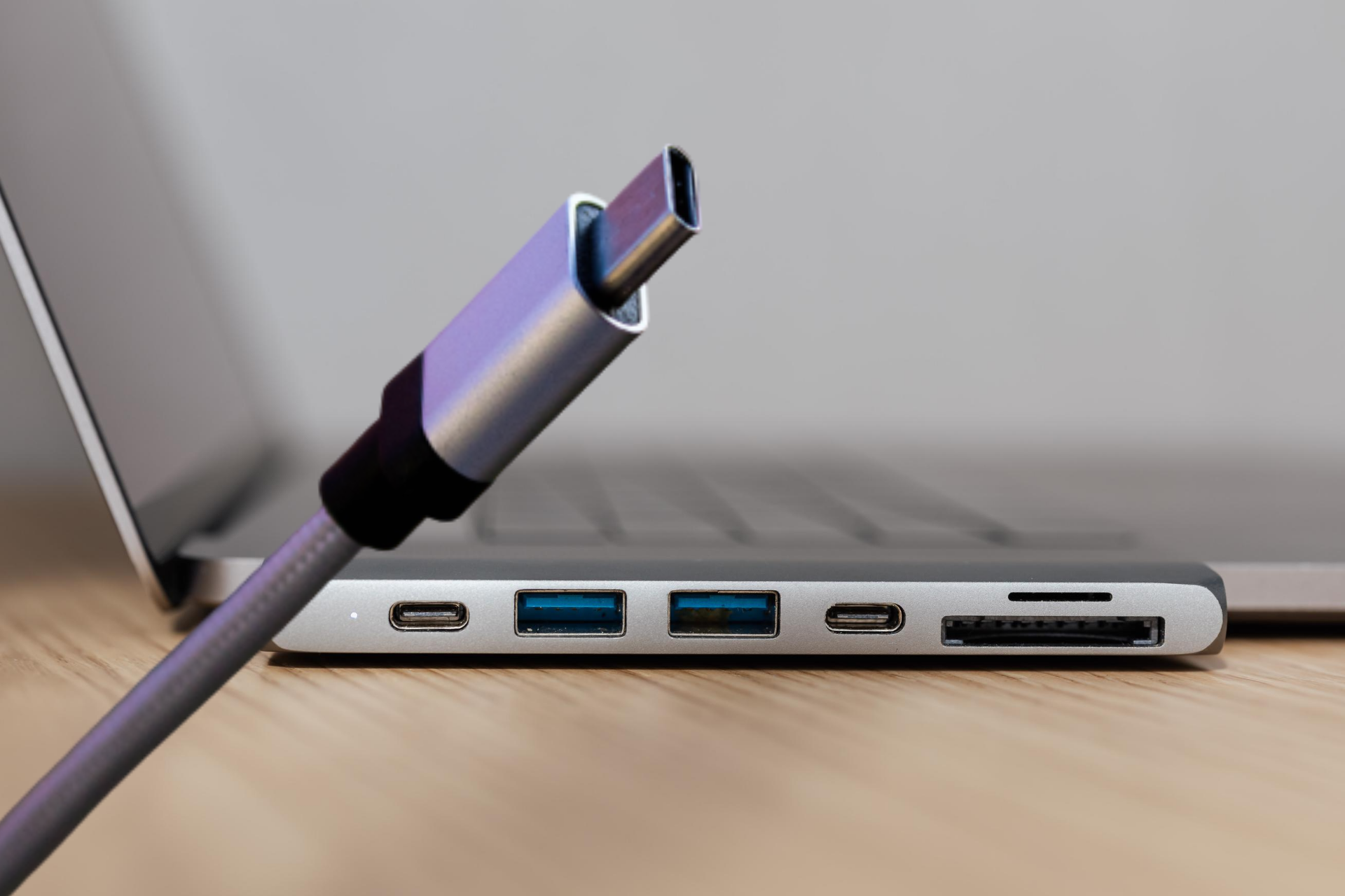 USB-C cos’è e a cosa serve - Soluzioni Informatiche David Morelli